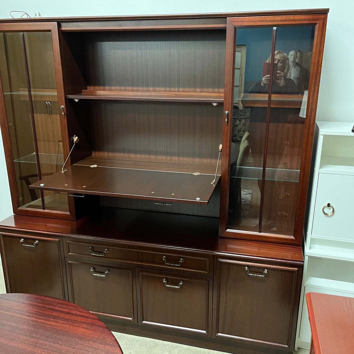 McIntosh Display Cabinet – New and Nearly