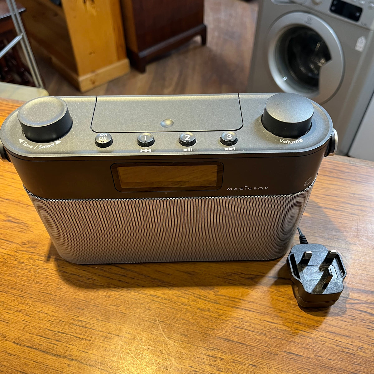 Magicbox DAB/FM Radio with Voice Technology – New and Nearly